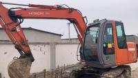 China Well-Maintained Hitachi ZX70 Mid-Size Crawler Excavator 7 Ton Tier with Original Paint Low Operating Hours for sale