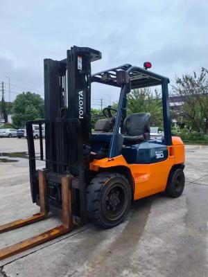 China Economical Used Toyota Forklift FD30 3 Ton Diesel Engine Automatic Transmission Counterbalance for sale