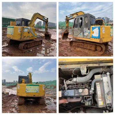 China Recently Serviced KATO HD307 7 Ton Compact Japanese Used Crawler Excavator Low Noise Operation Urban Friendly Design for for sale
