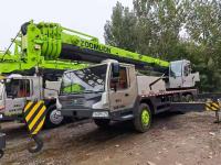 China Field-Deployable Used ZOOMLION ZTC300V 30 Ton Mobile Crane V-Series Platform Dual Swing Motor Efficient Slewing for Steel for sale