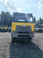 China Pre-Owned Sinotruk HOWO 6×4 371HP Tractor Truck JOST Fifth Wheel HW19710 Transmission Long-Haul Prime Mover for sale