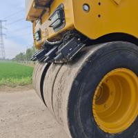 China Used XCMG XMR403VT Road Compaction Roller 3000kg Operating Weight 1300mm Drum Width 25HP Engine Machinery for sale