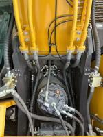 China Used XCMG XE335C Hydraulic Crawler Excavator 33500kg Operating Weight 1.6CBM Bucket 7200mm Dig Depth for sale