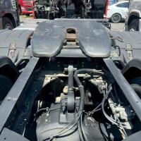 China ISUZU GIGA 6x4 Used Tractor Head Truck 380HP Heavy Duty Prime Mover Logistics Transport Unit for sale
