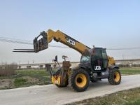 China Reliable JCB 540 Telescopic Forklift Handler 4 Ton 4WD Rough Terrain Lifting Machine for sale