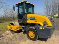 China Used XCMG XS65 Small Ride-On Vibratory Road Roller 6.5 Ton Compaction Machine Equipment for sale