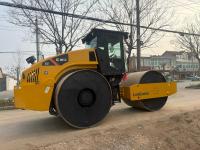 China Reconditioned LIUGONG 6327 Heavy Single Drum Vibratory Roller 27 Ton Earth Compaction Machine for sale