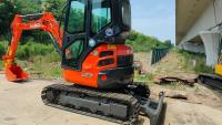 China Pre-Owned Kubota U27 Compact Mini Crawler Excavator 2.7 Ton Digging Equipment for sale