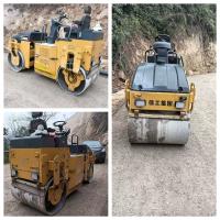China Used XCMG XMR30E Compact Mini Road Roller 1050mm Double Drum Vibratory 3000kg Operating Mass Diesel Engine for sale