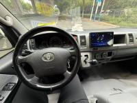 China Used Toyota Hiace Commercial Van 15 Seater Diesel MPV 2019 Model Airport Shuttle Passenger Vehicle Export for sale