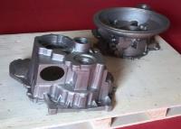 China Gray Iron Cast Transmission Transfer Case Small Machining Allowance for sale
