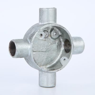China Hot Dip Galvanized Malleable Electrical Junction Box 20mm-50mm BS4568 Conduit Fittings for sale