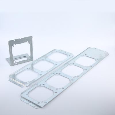 China 3 4 Gang Prefab Mounting Bracket Outlet Box Zinc Plated 16 24 Inch Stud for sale