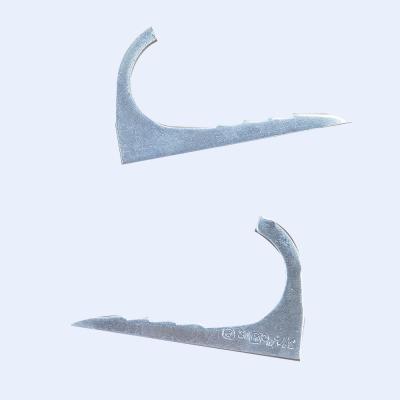 China Zinc Plated 3/4 EMT Nail Strap 2.0mm Thick Hardened Carbon Steel Conduit Support for sale