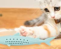 China Interactive Safe Rubber Crayfish Chew Toys For Kittens Teething With Catnip for sale