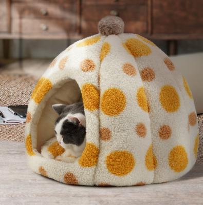 China Machine Washable Small Kitten Bed With Waterproof Bottom for sale