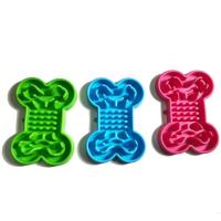 China Bone-Shaped Silicone Pet Slow Food Bowl Jungle Bowl Dog Bowl Puppies Slow Food And Prevent Choking for sale