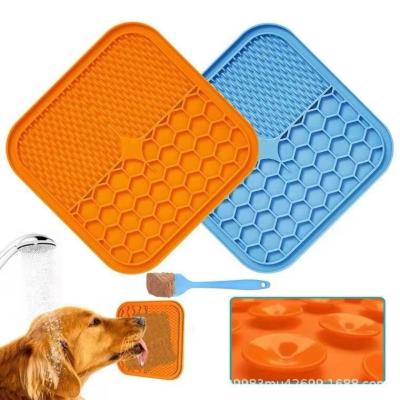 China Silicone Cat Dog Licking Pad Anti Choking Pet Slow Food Bowl for sale