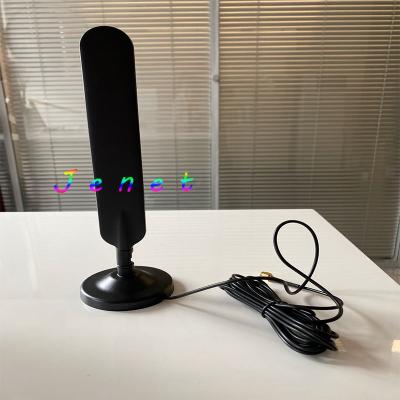 China Black 10 dBi 4G LTE Signal Booster Antenna 700-2700 MHz SMA Male for Router for sale