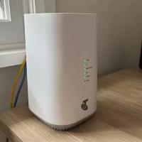 China Arcadyan Telstra 5G Home Modem AW1000 X55 OpenWrt WiFi 6 AX3600 Gigabit Ethernet 5G CPE Easy Mesh Router for sale