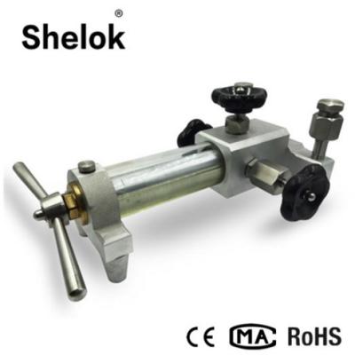 China Pneumatic hand pump gas air pressure gauge calibration machine for sale