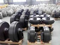 China HRC48-58  SY485 Excavator Front Idler D8r Bulldozer Front Idler Assembly for sale