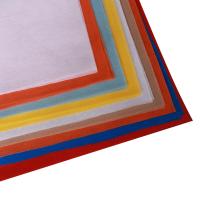 China 40-60gsm Nonwoven Table Cloth Waterproof PP Rectangle Disposable for sale