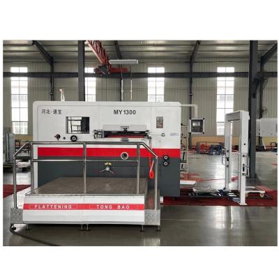 China High Precision 1500 Automatic Die Cutter Creaser Machine for Carton Box Production for sale