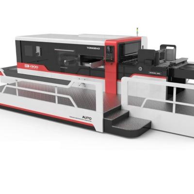China Cardboard Auto Flat Bed Die Cutting Machine with Stripping 1650 for sale