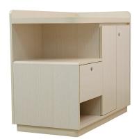 China Solid Oak Wood Medical Bedside Cabinet For Living Room And Bedroom High Functionality for sale