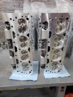 China Chevy 350 SBC Aluminum Cylinder Head Assembly 64cc 200cc V8 Engine OE 12558062 Complete Head for sale