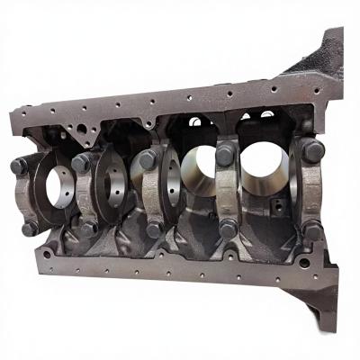China Nissan TD27 Diesel Engine Cylinder Head Cast Iron Replacement for Patrol Pickup Van for sale