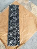 China Nissan UD Truck FE6 12V Cylinder Head Cast Iron OE 110397F403 11039-7F403 for sale