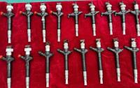 China Common Rail Diesel Fuel Injector 0445120236 for  NEW HOLLAND  KOMATSU Auto Parts for sale