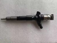 China Common Rail Diesel Fuel Injector 23670-30050 095000-5880 for Toyota Hiace Hilux 2KD for sale