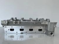 China New Aluminum LE5 Cylinder Head 12600788 X24SE 12600787 for Buick Regal GL8 2.4L for sale