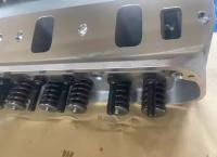 China Wholesale Cylinder Head Complete for Ford 302 5.0L SBF 904 1171 Cast Iron Engine Part for sale