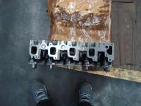 China Complete Cylinder Head Assembly 2L 2LT for Toyota 2.4L 2.5L TD 8V 90 1110154120 for sale
