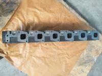 China FE6 12V Cylinder Head for Nissan UD Truck 6-Cylinder Engine Cast Iron OE 110397F403 for sale