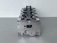 China Bare Cylinder Head 2C for Toyota Avensis Carina Picnic 8 Valves 4 Cylinders Auto Engine Head for sale
