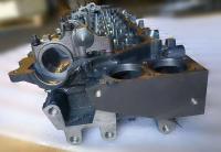 China Isuzu 6HK1 Bare Cylinder Head OEM 8982438160 Cast Iron 65x56x61cm Direct Injection for sale