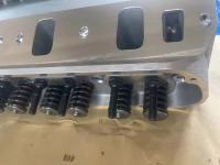 China Aluminum Cylinder Head Complete 5.0L GT40 Cobra 302 SBF Ford Engine Parts Assembly in Stock for sale
