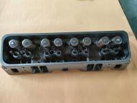 China SBC GM350-906 Complete Cylinder Head Iron Casting Small Block V8 12558060 for Chevy 350 for sale