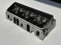 China GM Cylinder Head 12557113 4.3L 262 V6 Vortec for Mercury Marine Diesel Engine Part Iron Standard Size for sale