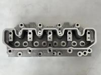 China Cylinder Head TDI300 ERR5027COM for Land Rover Defender 300TDI 2.5L Aluminum for sale