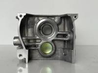 China Cylinder Head for DAIHATSU CB370 Engine 11101-87726 22110-0Z000 AA100-10-100E Aluminum for sale