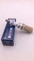 China High Quality Laser Iridium Ignition System 0 242 135 509 YR7MP33 Bujia Spark Plug New Condition Gasoline Fuel Type for Cars for sale