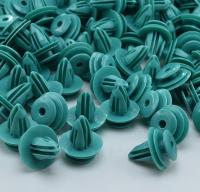 China Manufacturer 5000 types of Auto Fastener Plastic Clips Door Trim Car Clips for sale