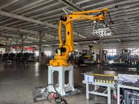 China 300kg–500kg Palletizing Robot – Sturdy Design For Bulk 50 Kg Bag Packaging Lines for sale
