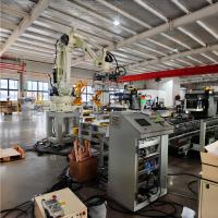 China Smart Palletizing Robot For 25kg Bag Carton Drum – Integrated Vision & AI For Precise Layer Planning for sale